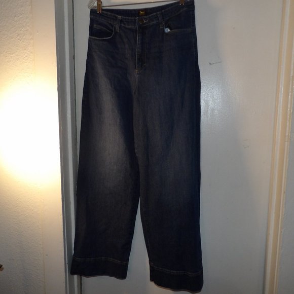 Lee | Jeans | Older Tag Lee High Rise Flare Leg Jeans Sz 6 M | Poshmark